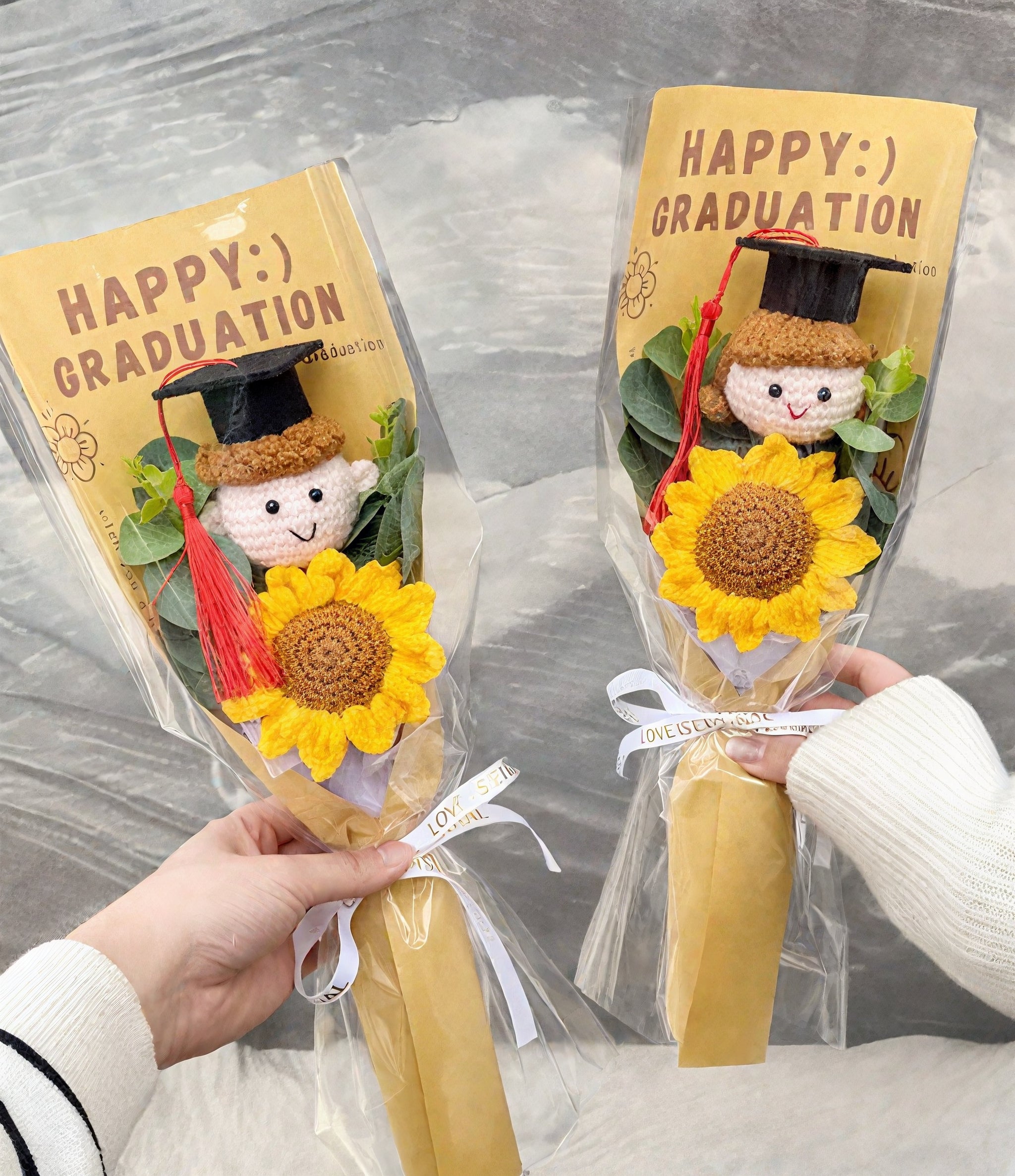 [Crochet] Mini Graduation Bouquet